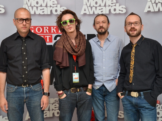 Bei The Fish – jedna riba i četiri lijepo odgojena izvanzemaljca ...