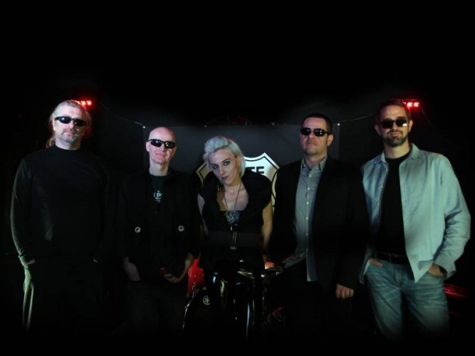 Be Sharp Band singl ‘You Need Me To Change’ posvetio preminulom Robertu ...