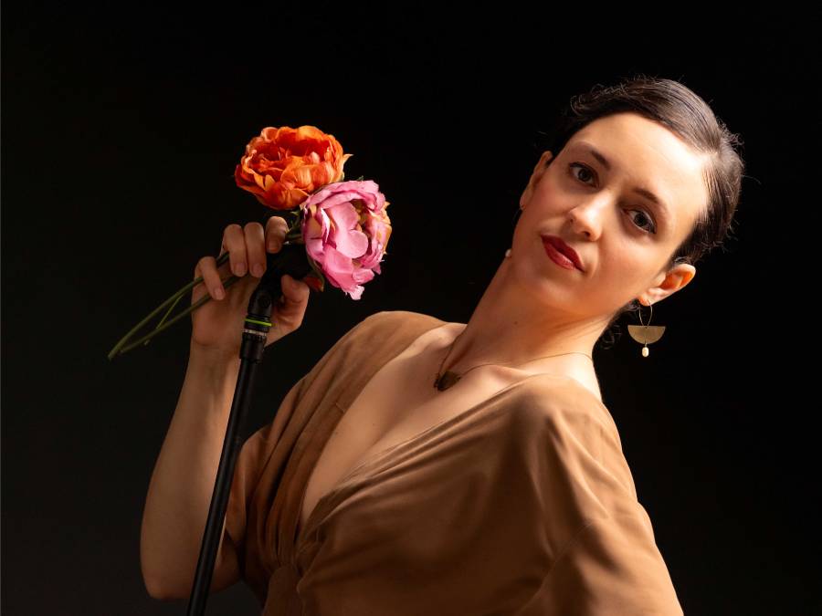 Mary May ima novi singl ‘Rosa, mraz’ - ravnododna